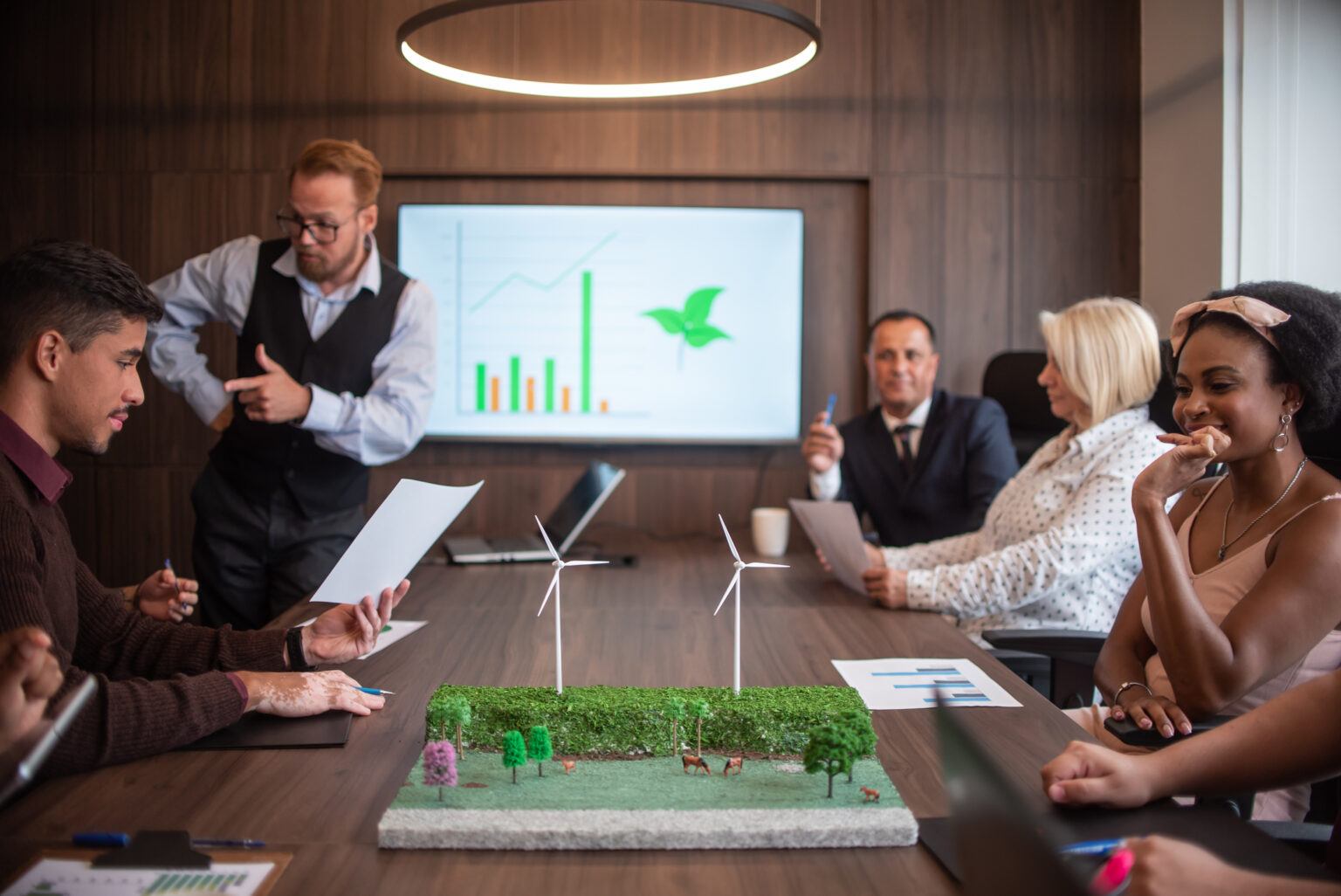 What is CSR in Business & Why Does it Matter to Employees?